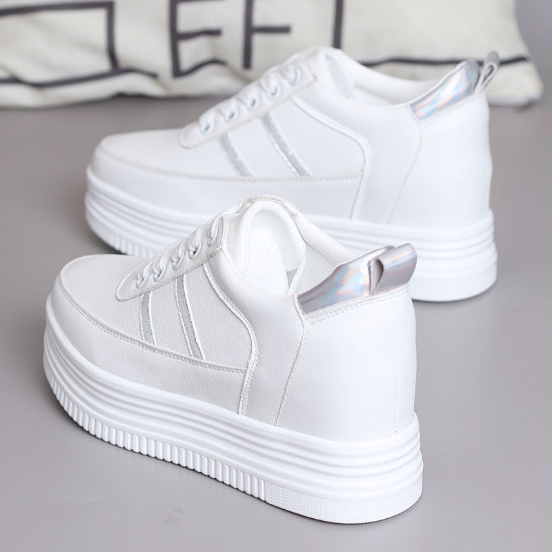 Małe białe buty 2022 w nowym stylu gruba podeszwa wewnętrzna ...